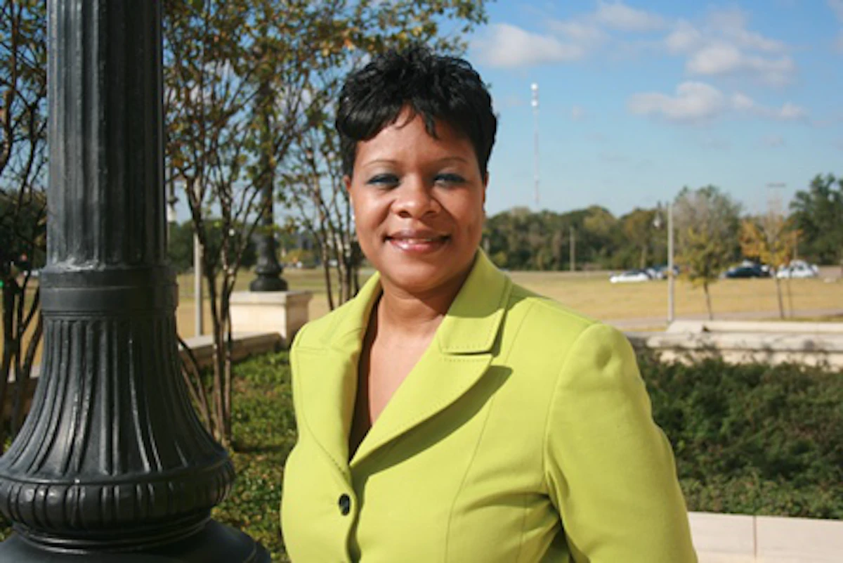 Felicia McInnis Nave Defies Boundaries for Women in STEM | The EDU Ledger