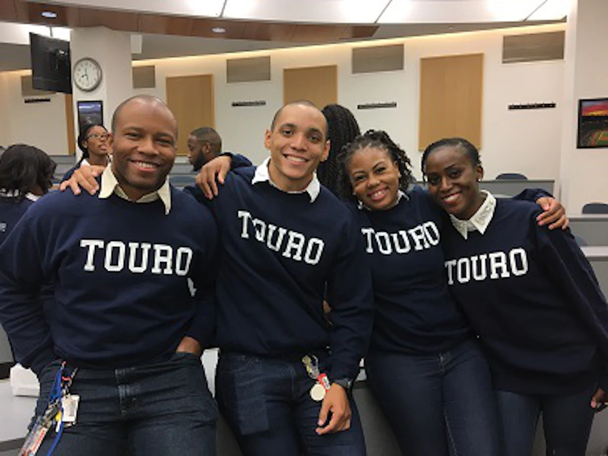 TouroCOM Harlem Makes Underrepresented Minorities in Osteopathic ...